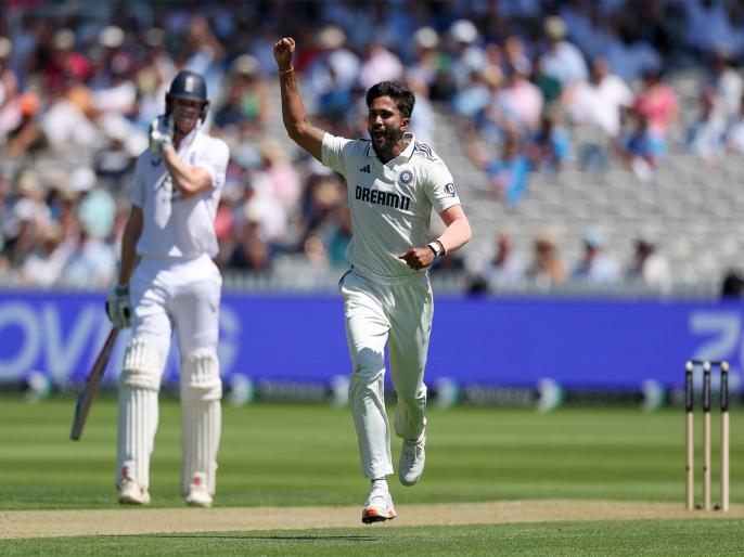 Ravichandran Ashwin questions Nitish Reddy's selection, backs Axar ...