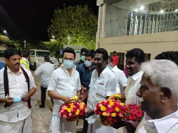 Former AIADMK MLA Muthuramalingam joins DMK | www.lokmattimes.com