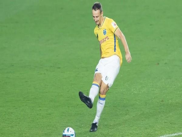 Kerala Blasters FC defender Marko Leskovic signs contract extension ...