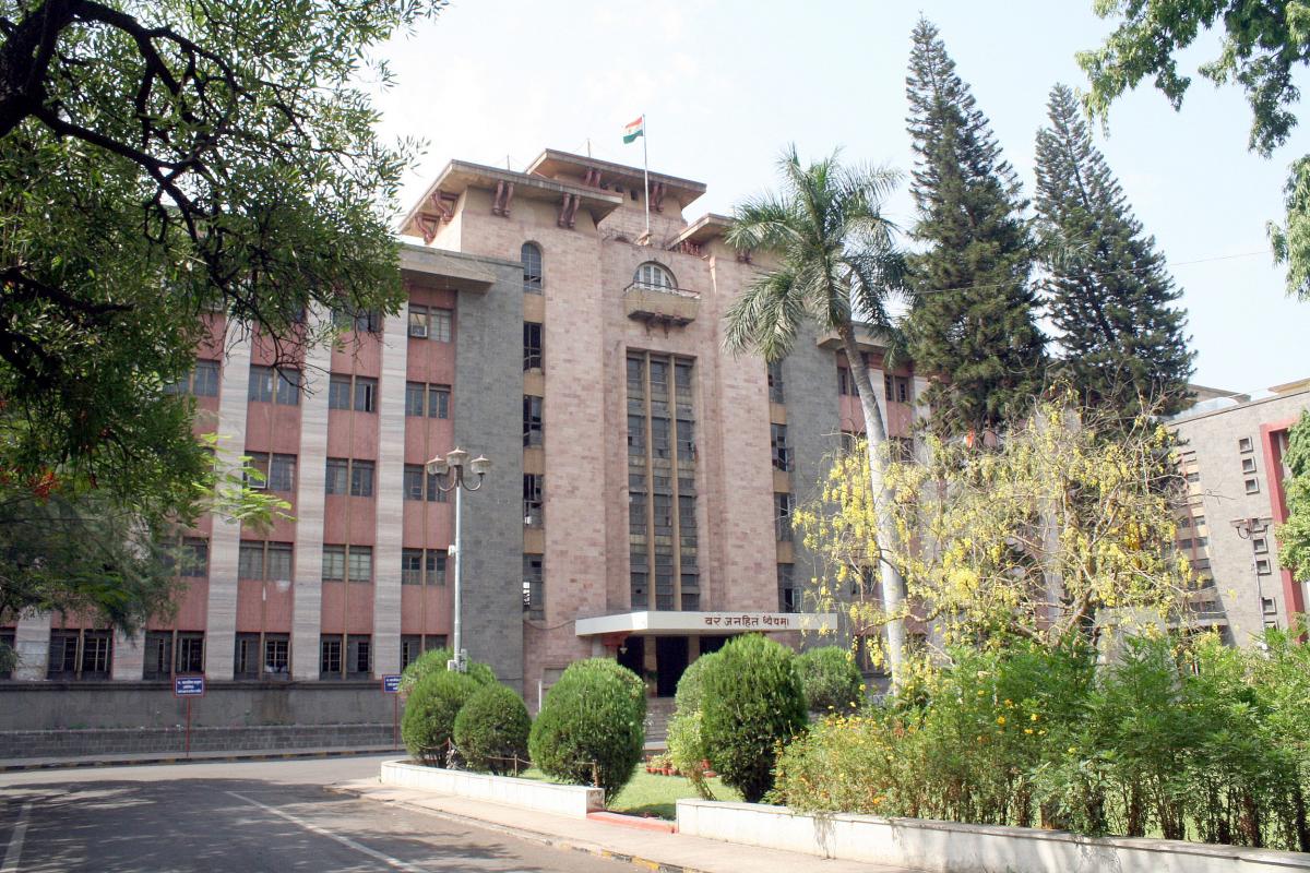 Scholarships will be given to meritorious persons by Pune Municipal ...