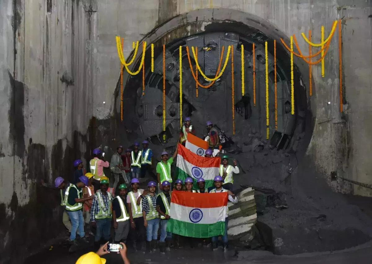 Mumbai Metro completes 100 percent tunnelling work of Colaba-Bandra ...