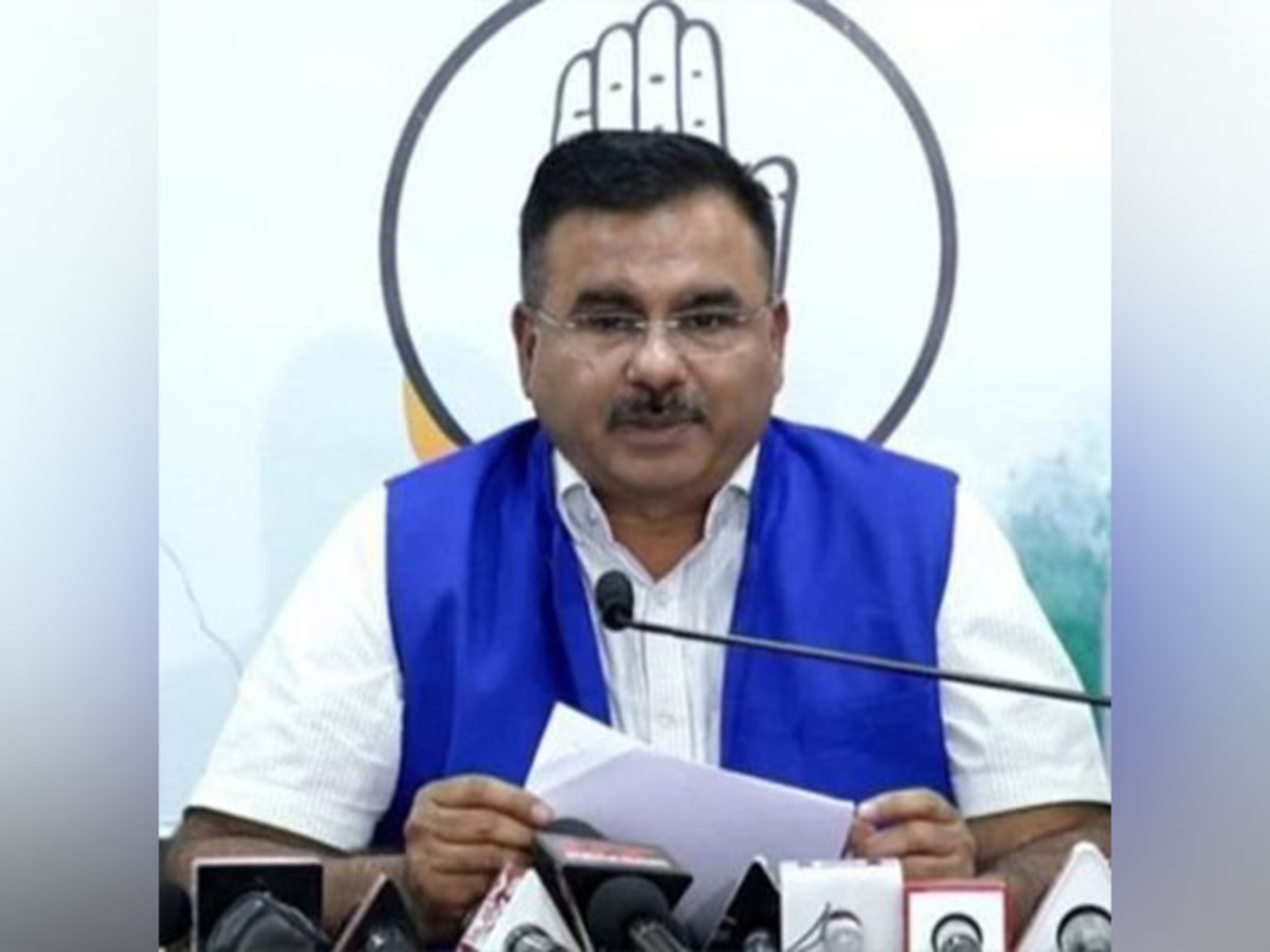 Alok Sharma Accuses Kamal Nath of Alliance With BJP; AICC Issues Show Cause Notice to Congress ...