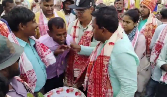 Assam MLA Samsul Huda Slaps, Beats Man with Banana Plant Over Ribbon ...