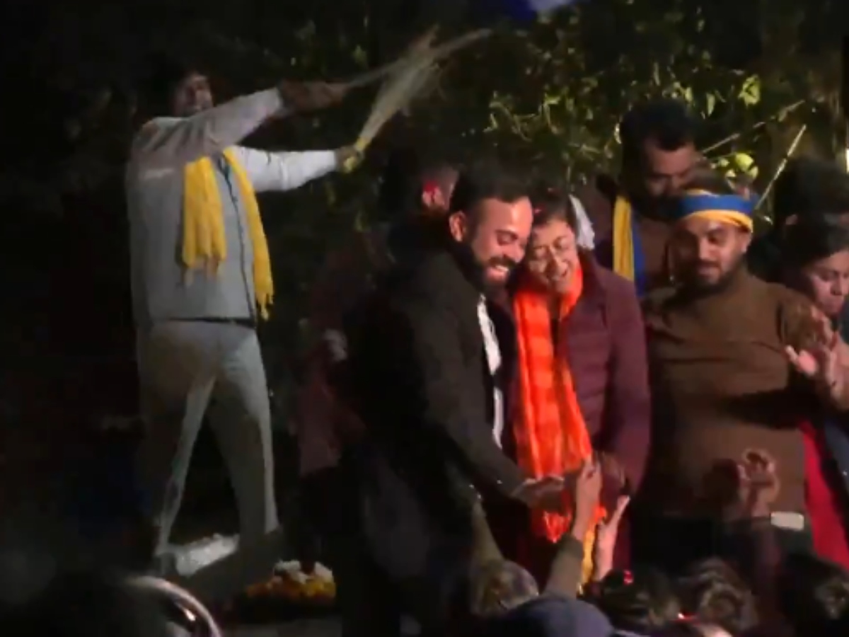 Atishi Dances To Celebrate Kalkaji Seat Win Amid AAP’s Defeat in Delhi ...