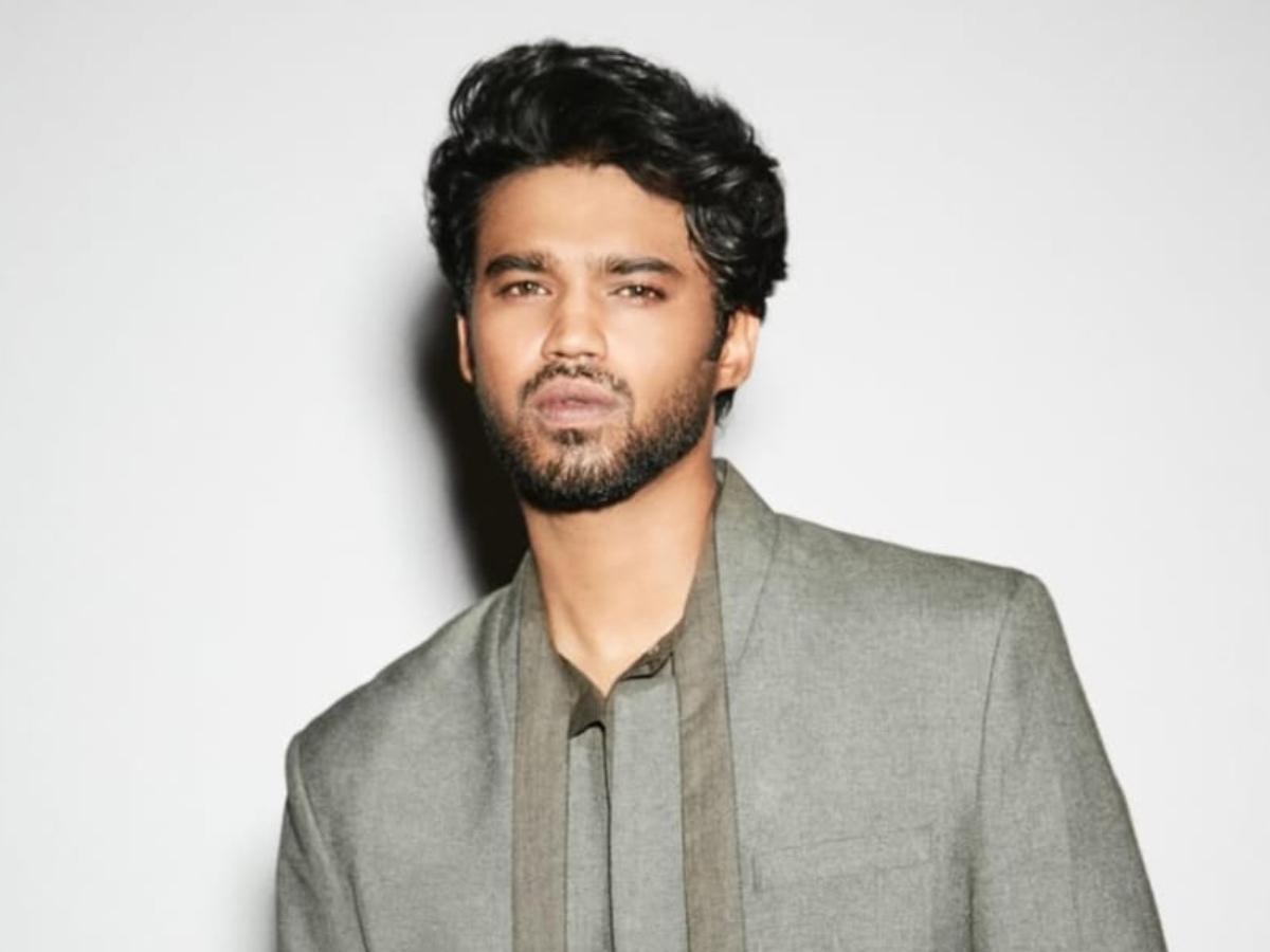 Actor Sanjay Mishra Heaps Big Praise on Babil, Calls Him a Young Irrfan ...