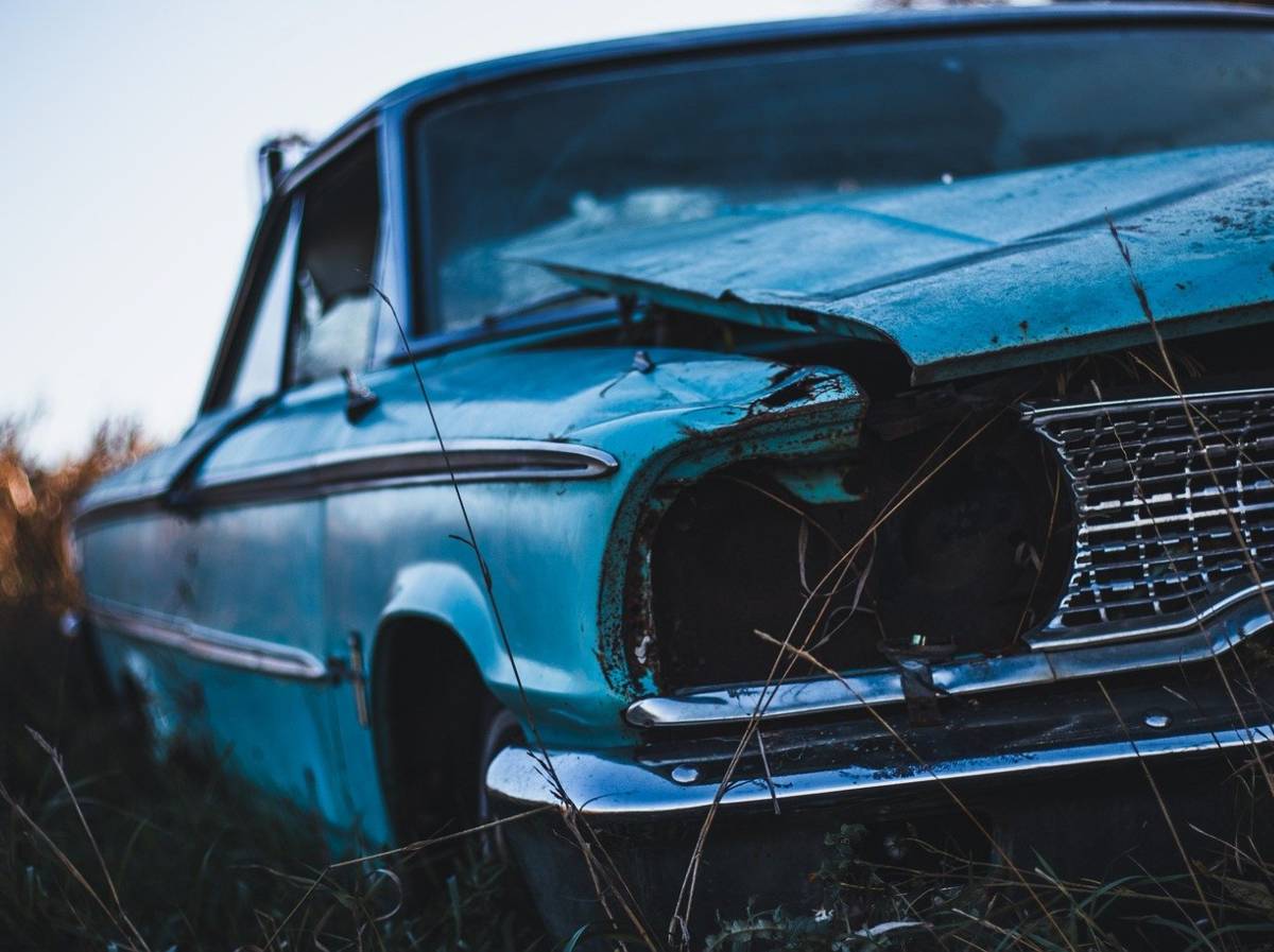 Pune Road Rage: Bike Rider Gets Dragged On Audi Car Bonnet by Driver ...