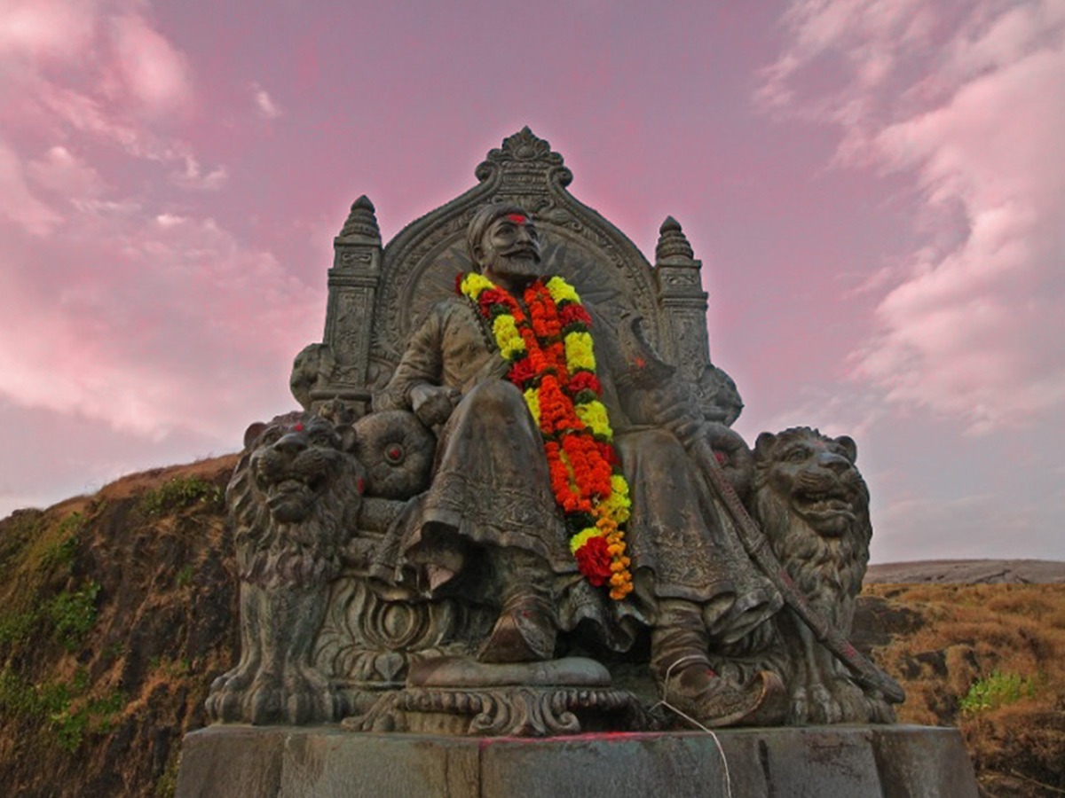 Shiv Jayanti 2025: Inspirational Quotes and Facts About Chhatrapati ...