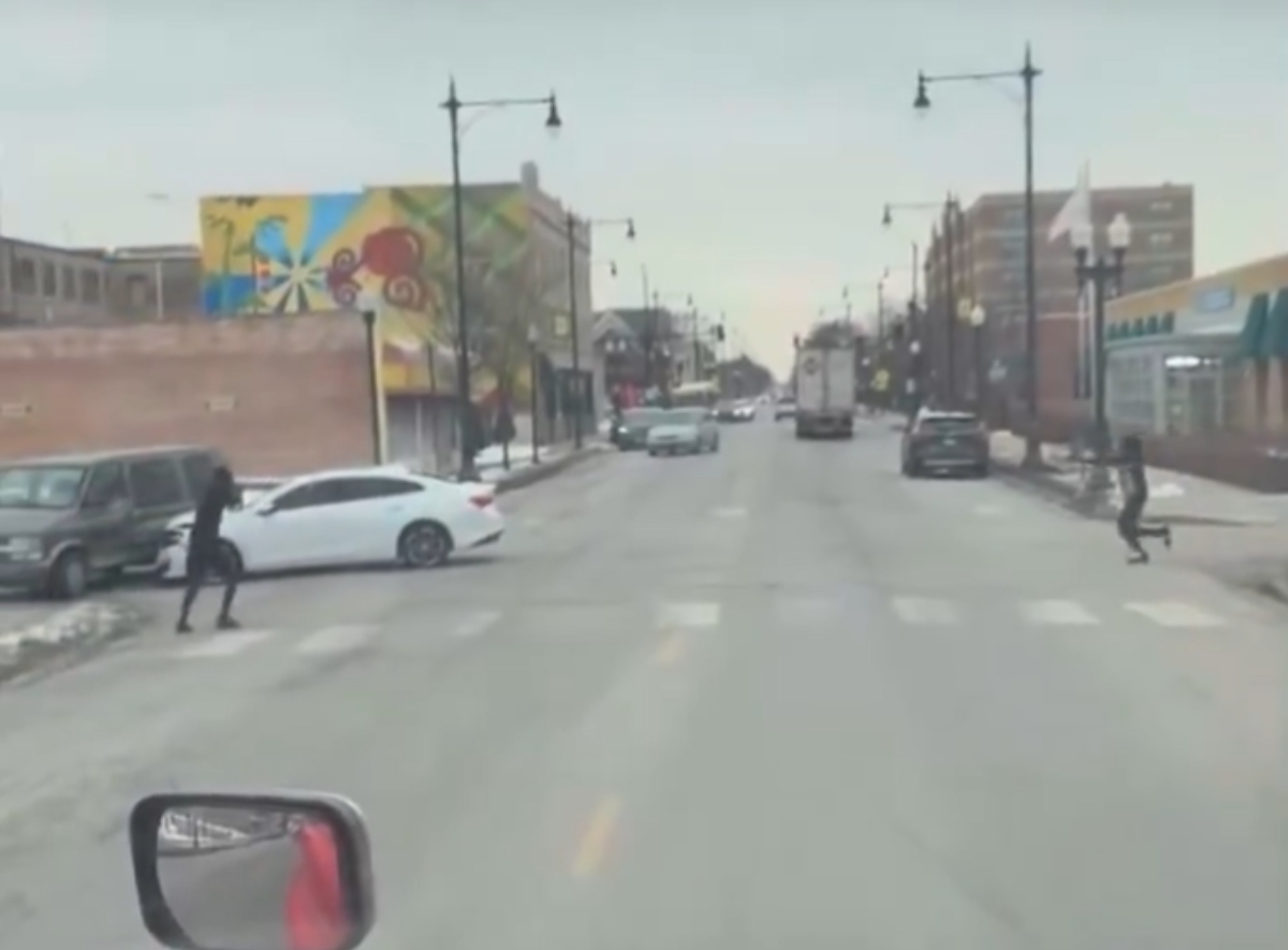 Chicago Shooting Video: One Killed, One Injured After Two People With a ...