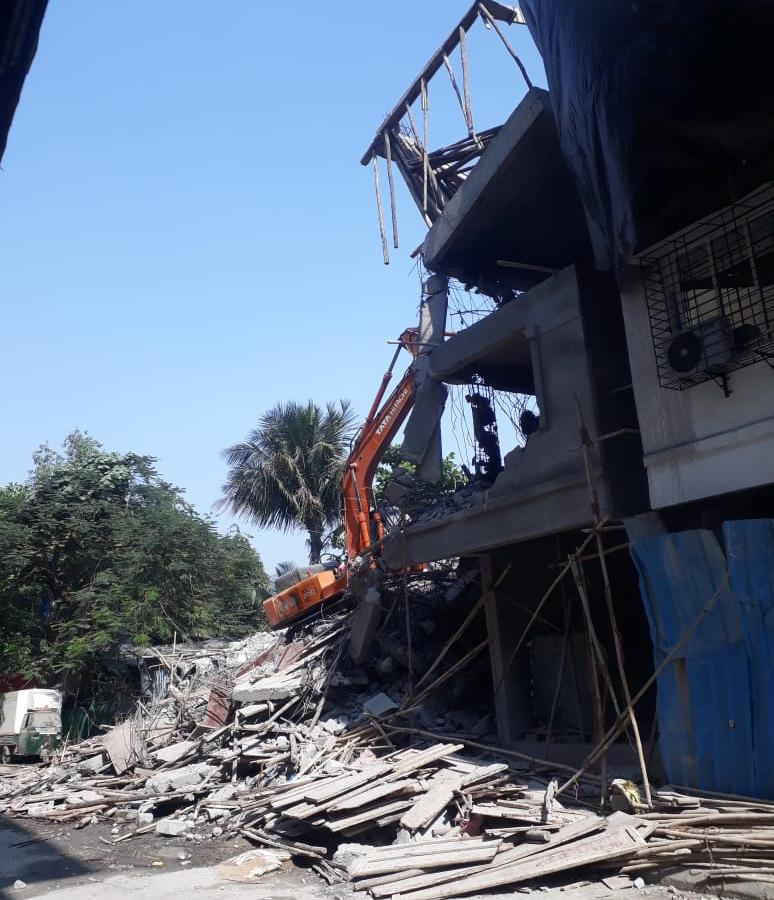 Navi Mumbai: CIDCO Demolishes Unauthorized G+1 Under-Construction ... Navi Mumbai: CIDCO Demolishes Unauthorized G+1 Under-Construction ...