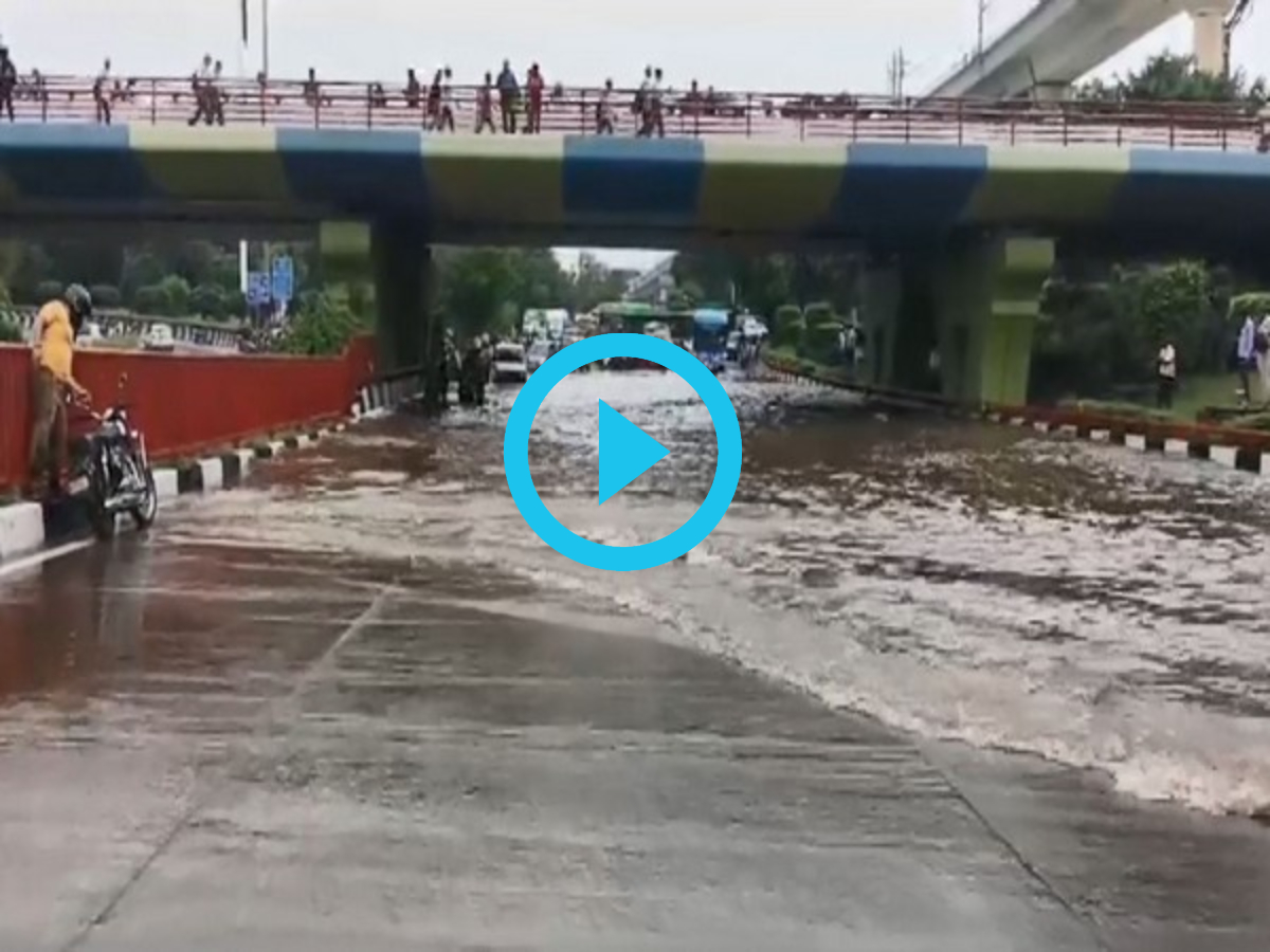 Delhi Traffic Update: Heavy Rainfall Causes Major Congestion (Watch ...