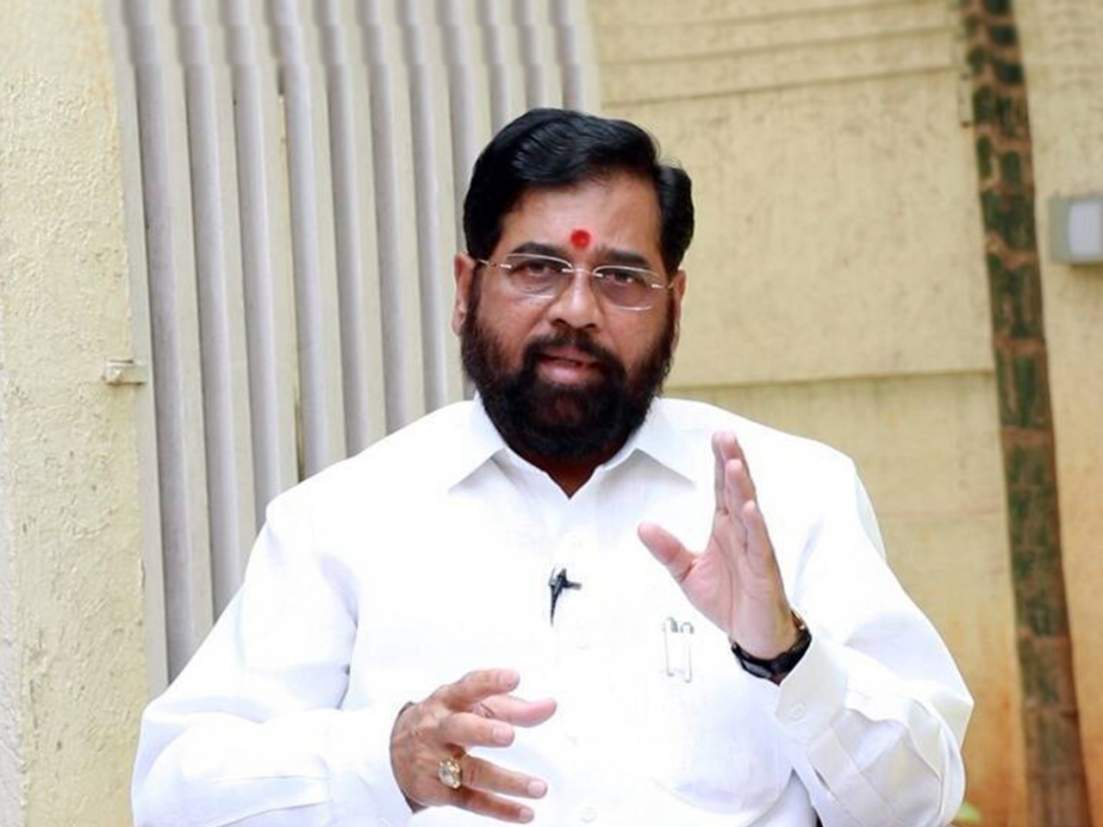 Maha CM Eknath Shinde meets Sharad Pawar in Breach Candy hospital - www ...