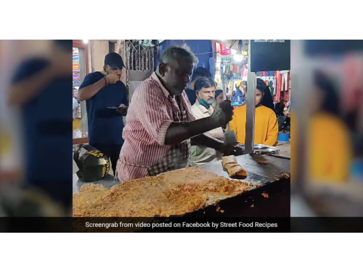Viral Video! Anand Mahindra shares video of man making dosa just like a ...