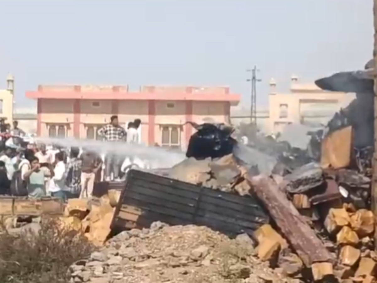 IAF Plane Crash: Indian Air Force Combat Aircraft Tejas Crashes Near ...