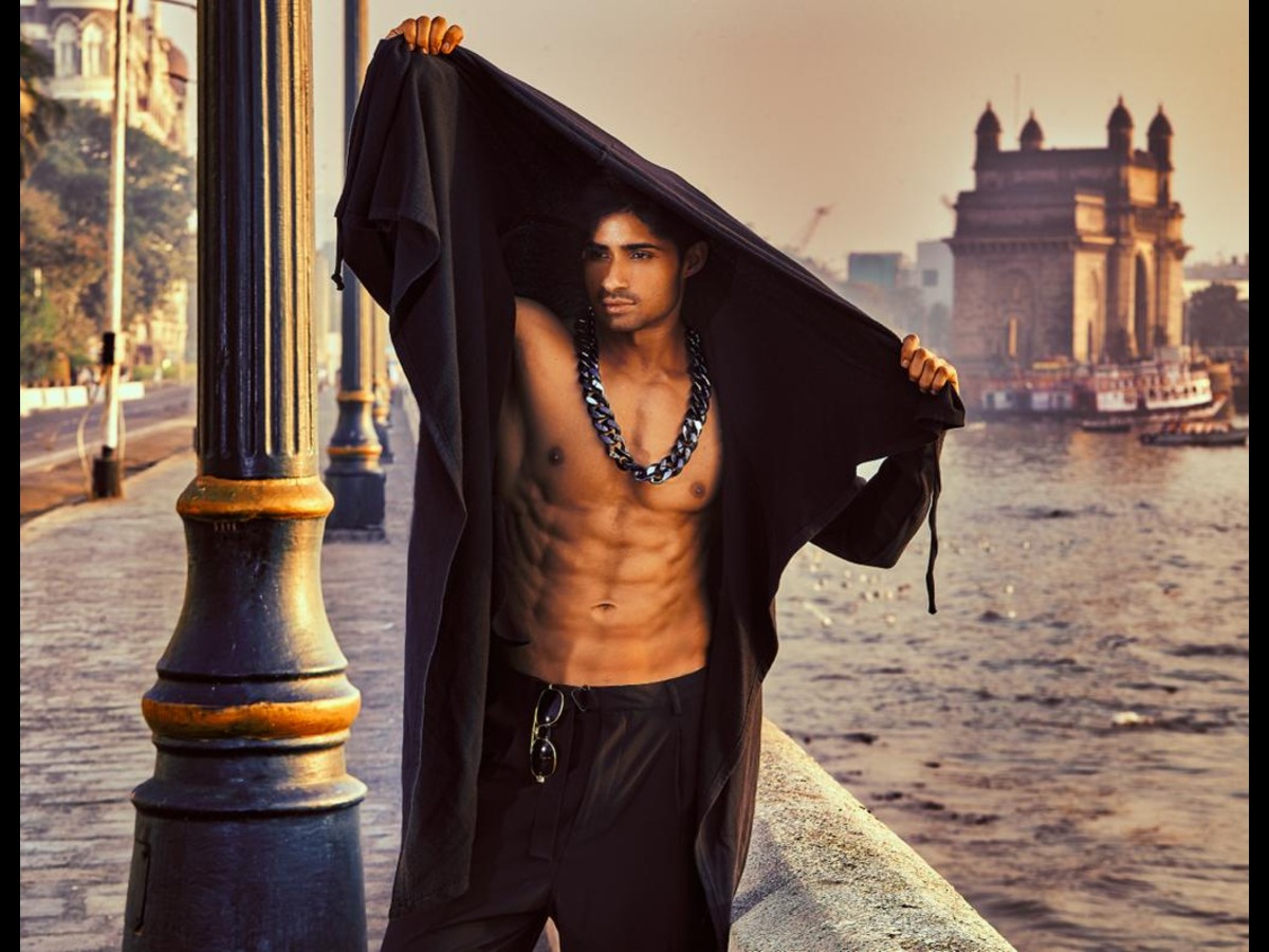 Aryan Chauhan – A heartthrob actor who is making massive waves in the film industry by his ...