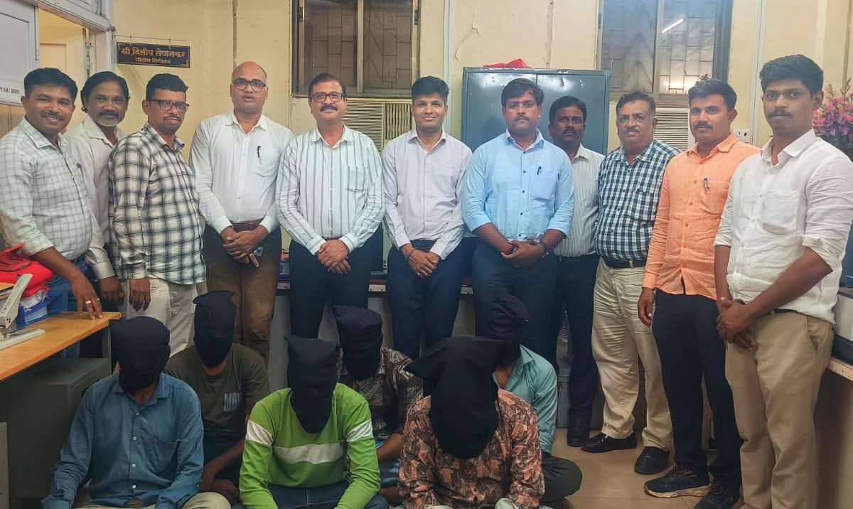 Mumbai Crime Branch Busts Online Loan App Extortion Racket, Six ...