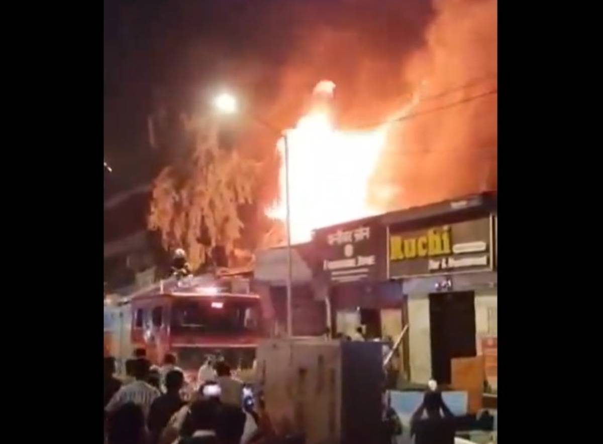 Mumbai Fire: Blaze Erupts at Industrial Premises in Jogeshwari - www ...
