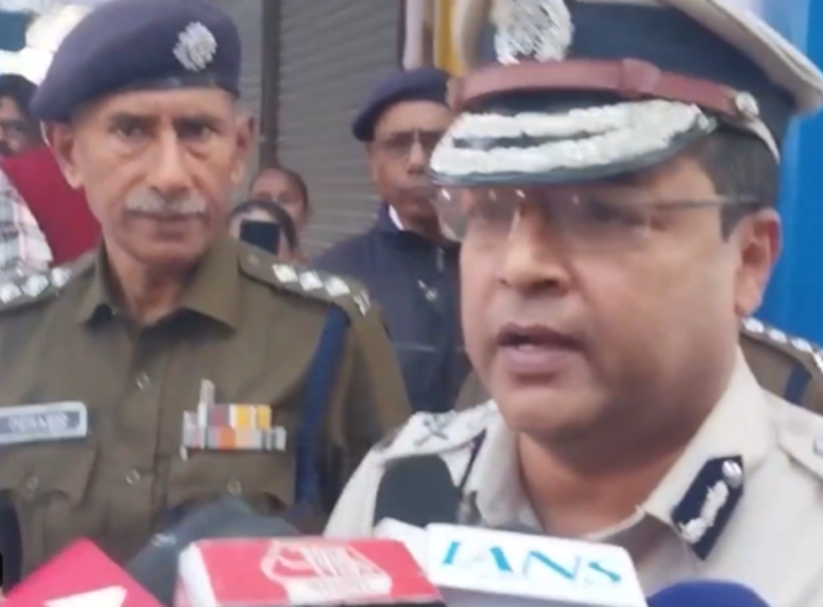 Kolkata Violence: Two Injured in Stone-Pelting and Firing Between Two ...