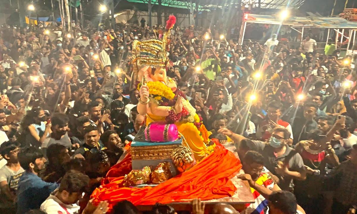 Ganesh Chaturthi 2022: Andhericha Raja's mandal issues dress code for ...
