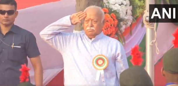 Republic Day 2025: Mohan Bhagwat Unfurls National Flag in Thane on ...