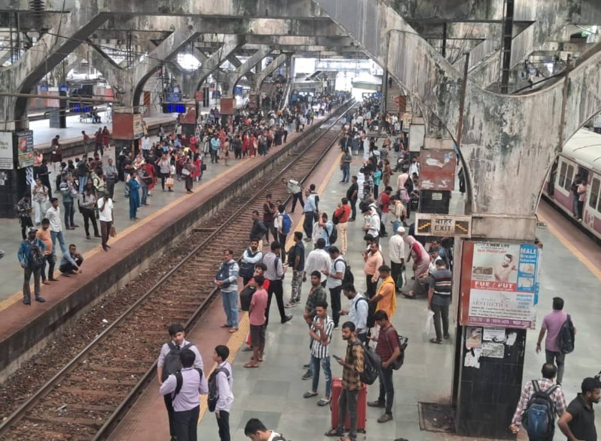 Mumbai Local Train Update: Services Restored on Harbour Line After ...