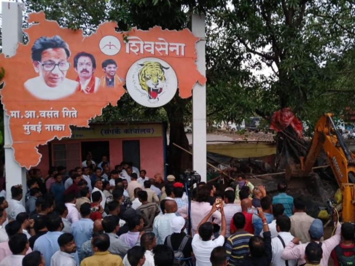 Nashik: NMC Officials Demolish Shiv Sena (UBT) Leader Vasant Gite's ...