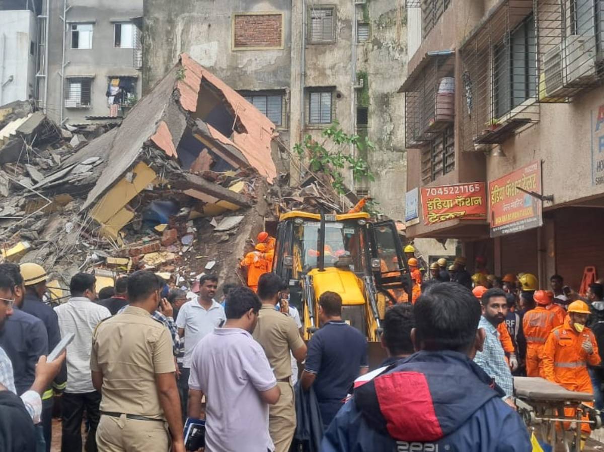 Navi Mumbai: 2 Dead, 50 Narrowly Escape in Multi-Storey Building ...
