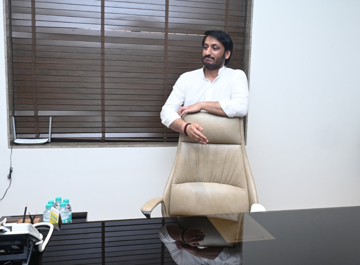 Watch: Parth Pawar Gets Emotional After Holding Father Ajit Pawar’s ...