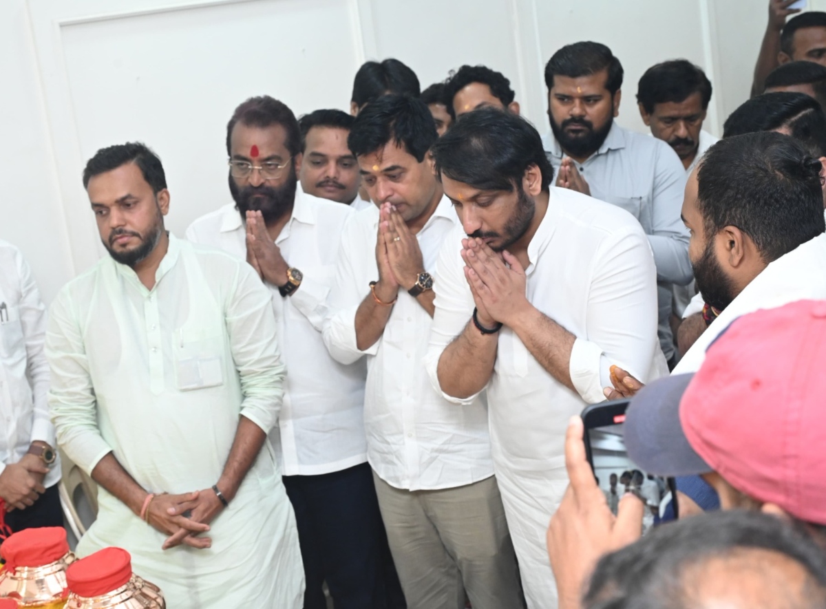 Why Was Parth Pawar Missing From Sunetra Pawar’s Oath Ceremony as ...