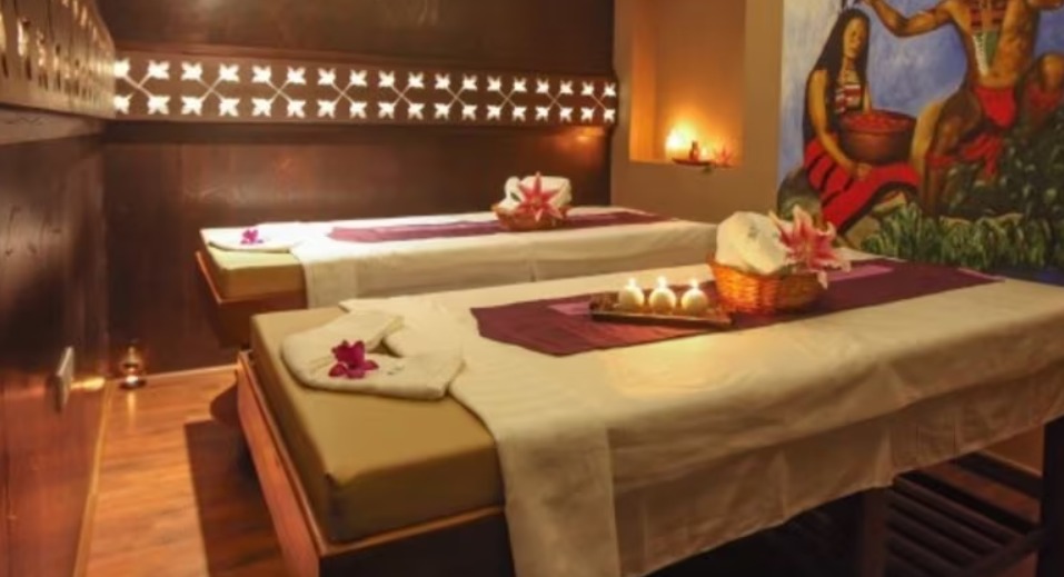 Pune: Woman Dies, Spa Manager Critical After Attempted Escape During ...