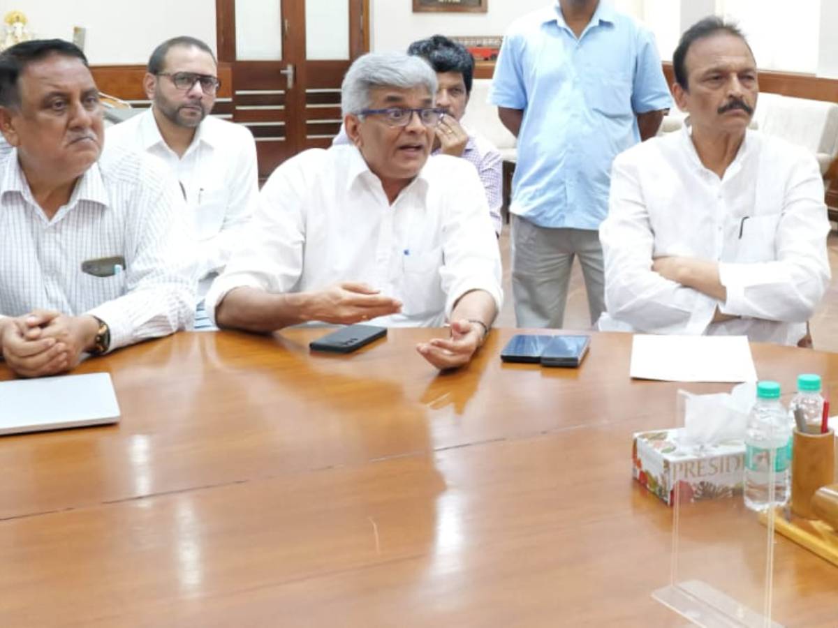 Big Blow to Congress Ahead of Maharashtra Assembly Election: Ravi Raja ...