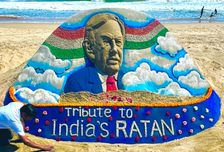 Sand Artist Sudarsan Pattnaik Creates Sand Sculpture on Odisha's Puri ...