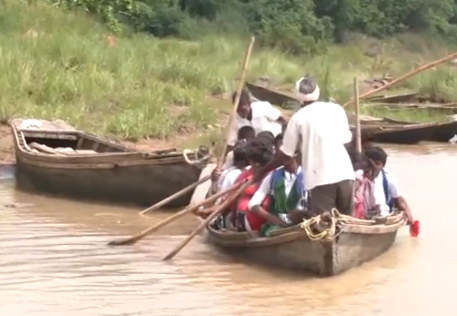 Children in Bhandara's Awali village risk lives to reach school across ...