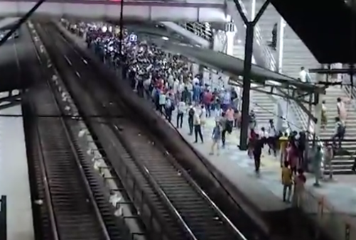 Mumbai Local Train Update: Services Disrupted on Western Line Between ...