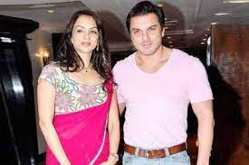 Seema Khan changes her name on Instagram after divorce from Sohail Khan - www.lokmattimes.com