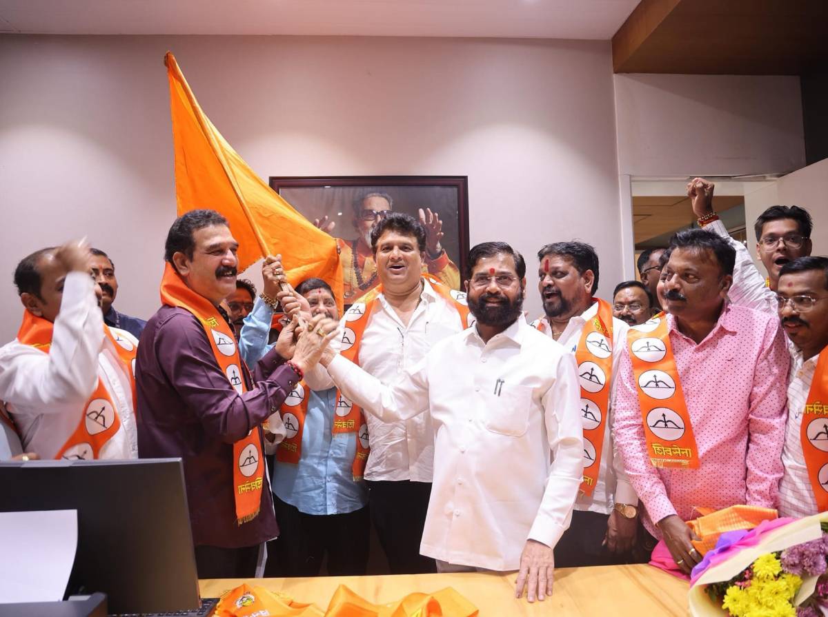 BMC Elections 2025: Eknath Shinde Holds Meeting of Shiv Sena MLAs, MPs, Office-Bearers As Party ...