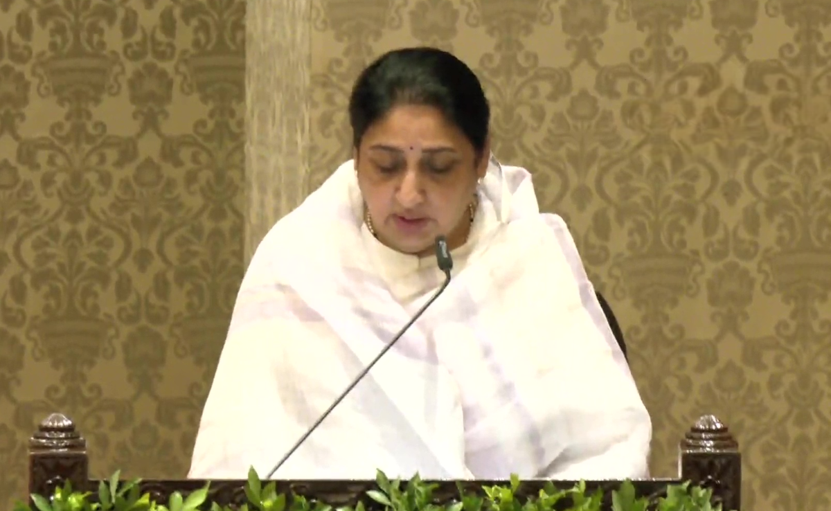 Sunetra Pawar Takes Oath as Maharashtra Deputy CM, Becomes First Woman ...