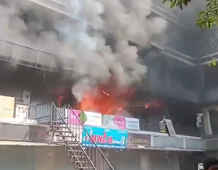 Gujarat: Massive Fire Breaks Out at Shubh Plaza Complex in Surat's Puna ...