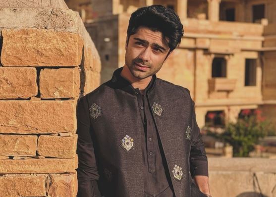 Happy Birthday Taaruk Raina: 5 Adorable Pics of Mismatched Star That Will Melt Our Hearts - www ...