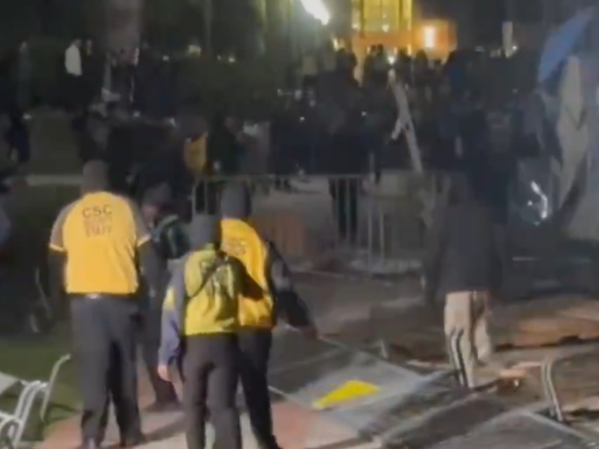 US Campus Protest: Many Injured as Violent Clashes Erupt at UCLA ...