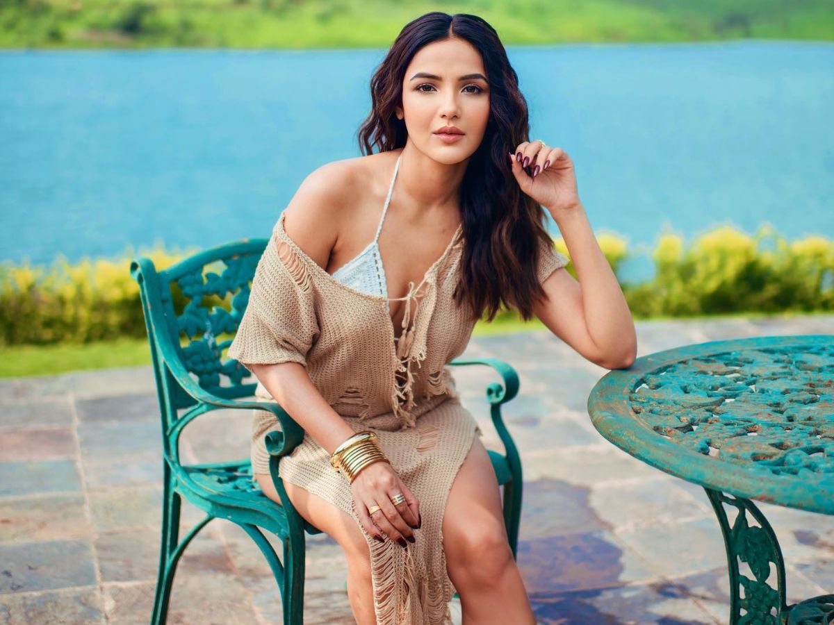 Actress Jasmin Bhasin Suffers Eye Injury After Using Faulty Contact Lens - www.lokmattimes.com