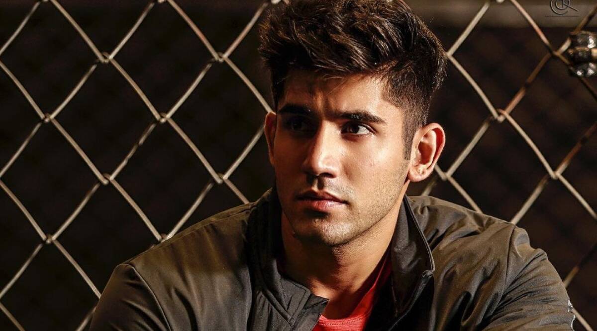 Varun Sood lands in trouble for stepping outside his house during ...