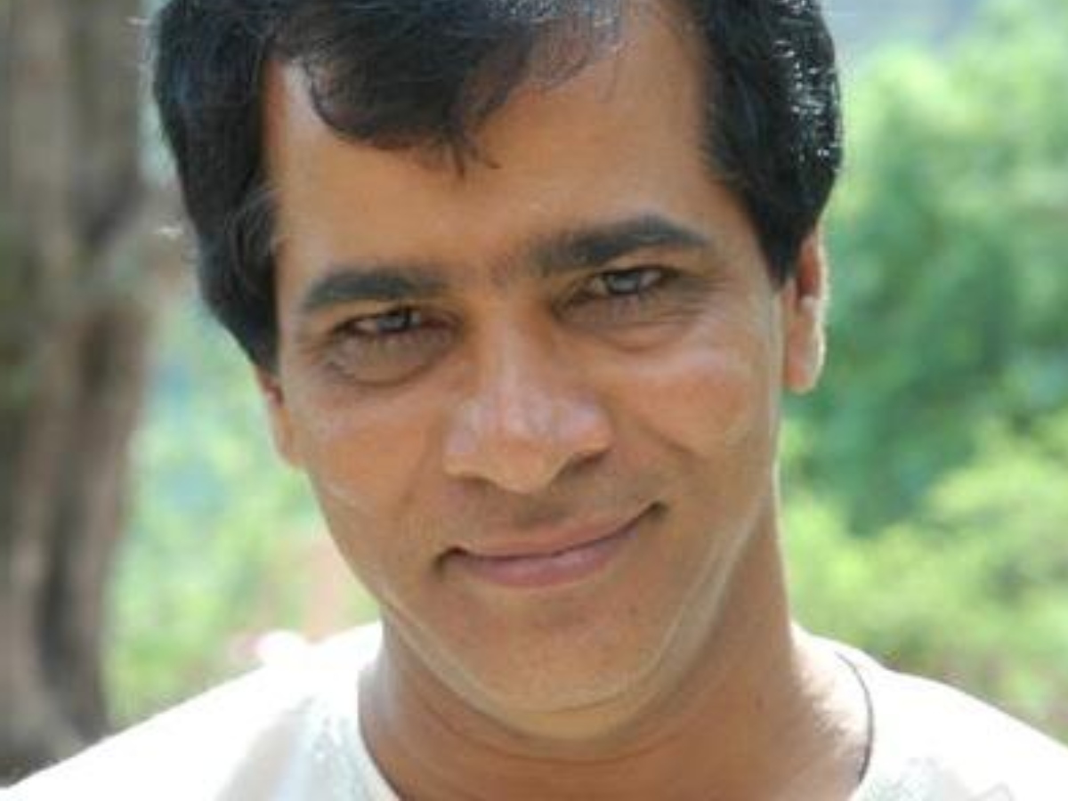 Tamil Comedian Actor Visweswara Rao Passed Away Due to Cancer at 64 ...