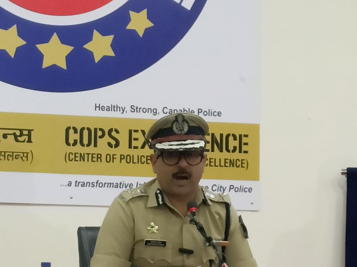 Police Seize Drugs Worth Rs 3.50 Crores in Pune; Commissioner Amitesh ...