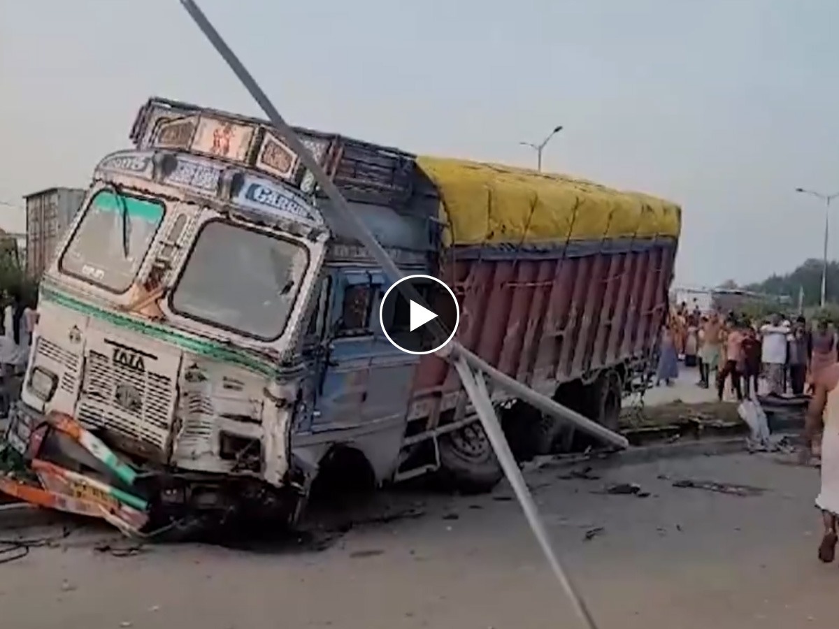 Horrific Truck-Tractor Collision in Mirzapur Leaves 10 Dead, 3 ...