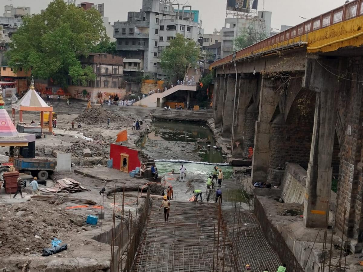 Nashik: ₹22 Crore Mechanical Gate Installation on Godavari Riverfront ...