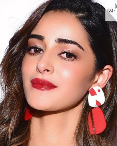 Ananya Panday to Alaya F: Actresses Who Made Red Hot Lips Their ...