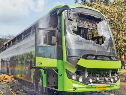 Navi Mumbai: Moving Luxury Bus Catches Fire in Vashi; Passengers Escape ...