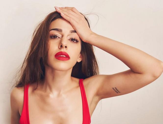Ananya Panday to Alaya F: Actresses Who Made Red Hot Lips Their ...