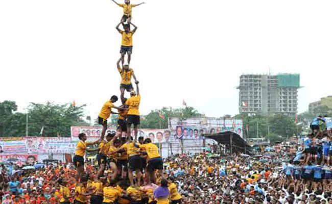 Janmashtami 2023: Dahi Handi celebrations begin in Mumbai with joy and ...