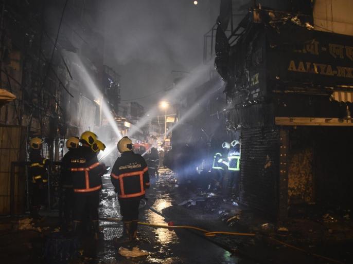 Fire breaks out in Masjid Bunder building, no injuries reported - www ...